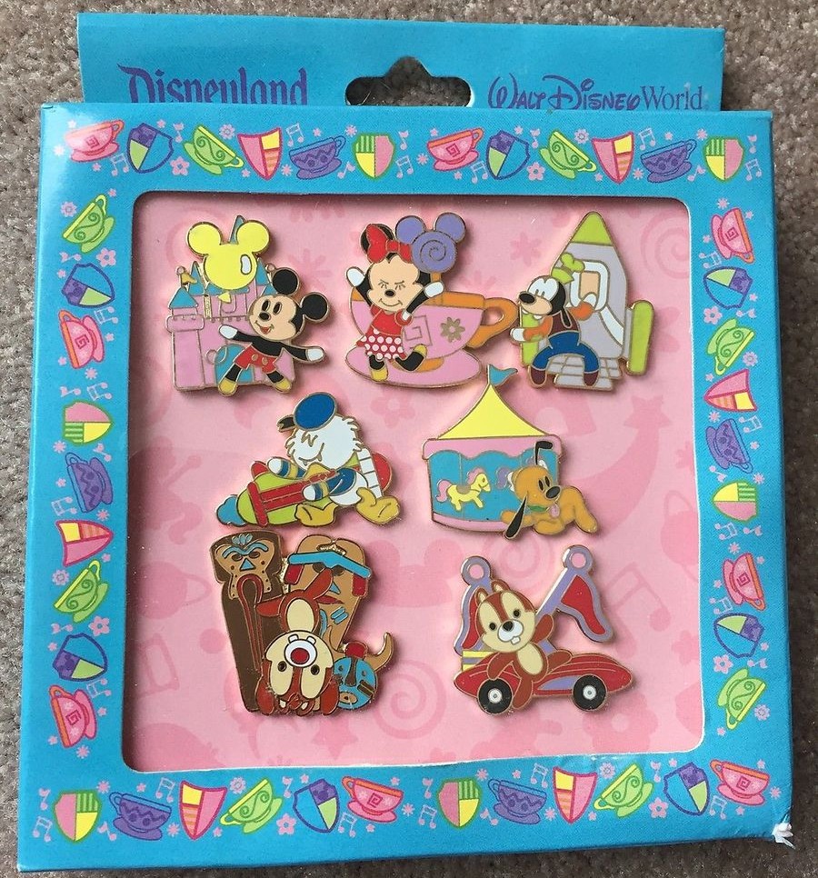 14002 - 7-pin set - Flexible Characters Mini Pin Boxed Set