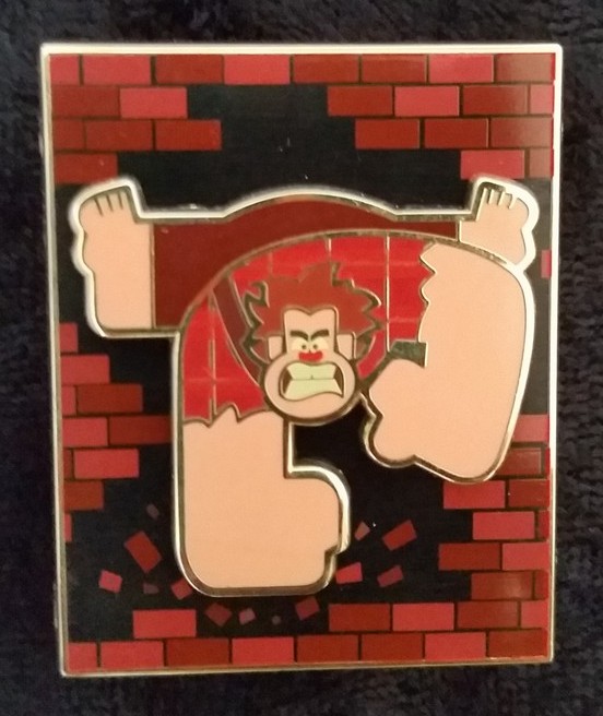 1143 - Ralph Smashing Bricks - Wreck it Ralph - Disney Studio Store ...