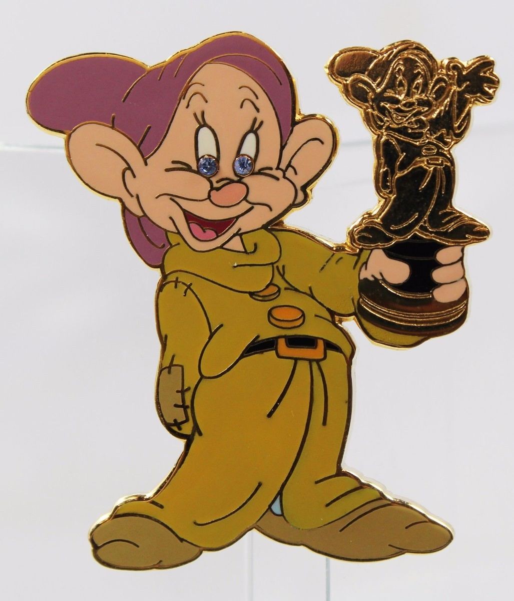 18870 - Dopey - Characters with Trophies - Disney Store US Disney Pin