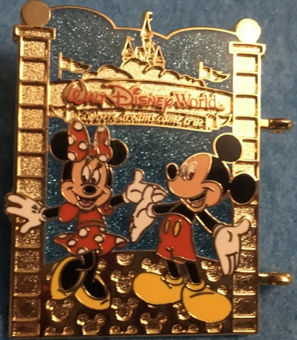 16732 - Walt Disney World Entrance Gate - Mickey and Minnie - Annual ...