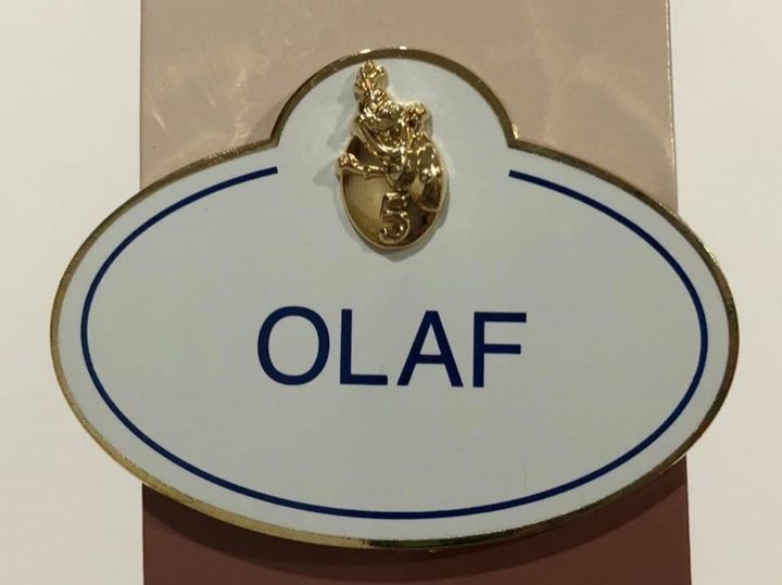 24203 - Olaf (Frozen) 5th Anniversary Nametag - DEC - Cast Member ...