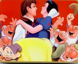 5077 - Snow White Family - A Family Pin Gathering 2004 - Postcard ...