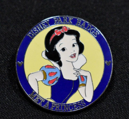 23296 - Met a Princess - Disney Park Badges Mystery Collection