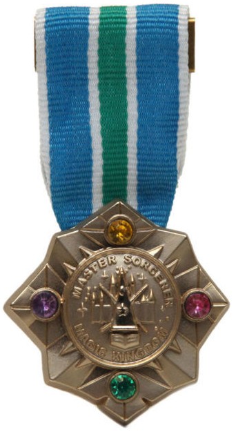 10193 - Master Sorcerer Medal - Sorcerers of the Magic Kingdom - Walt ...