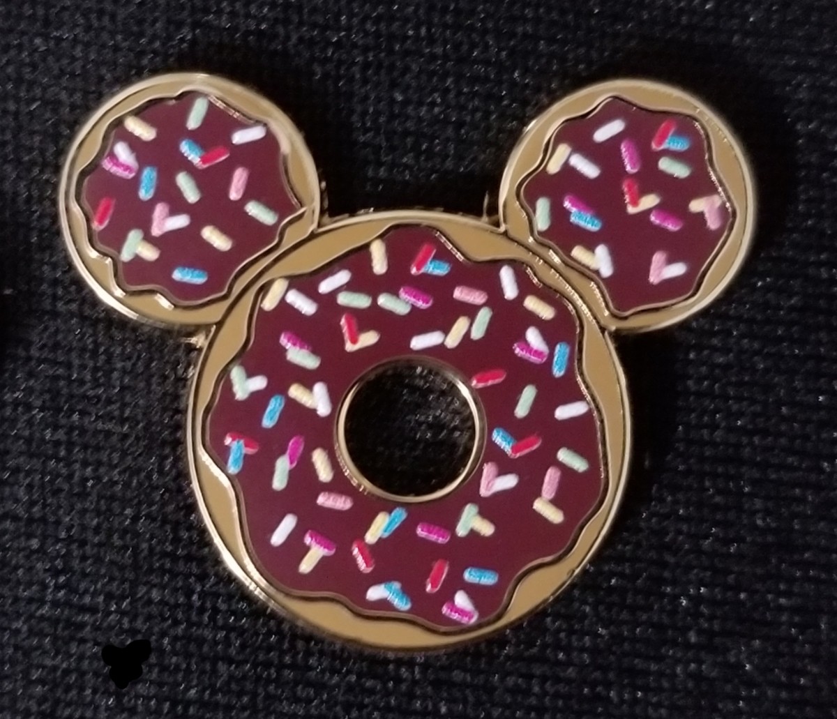 13268 - Chocolate Mickey Donut - Mickey and Minnie Mouse Donut Pin Set ...