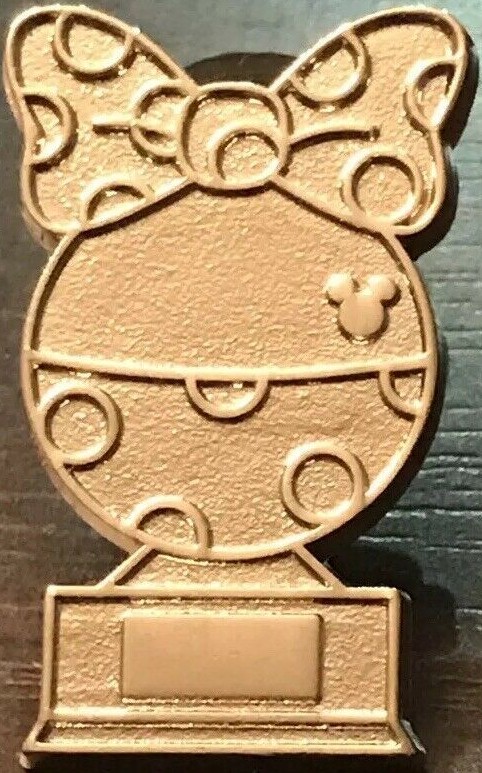 25541 - Minnie Mouse CHASER - 2019 Hidden Mickey - Trophies ...