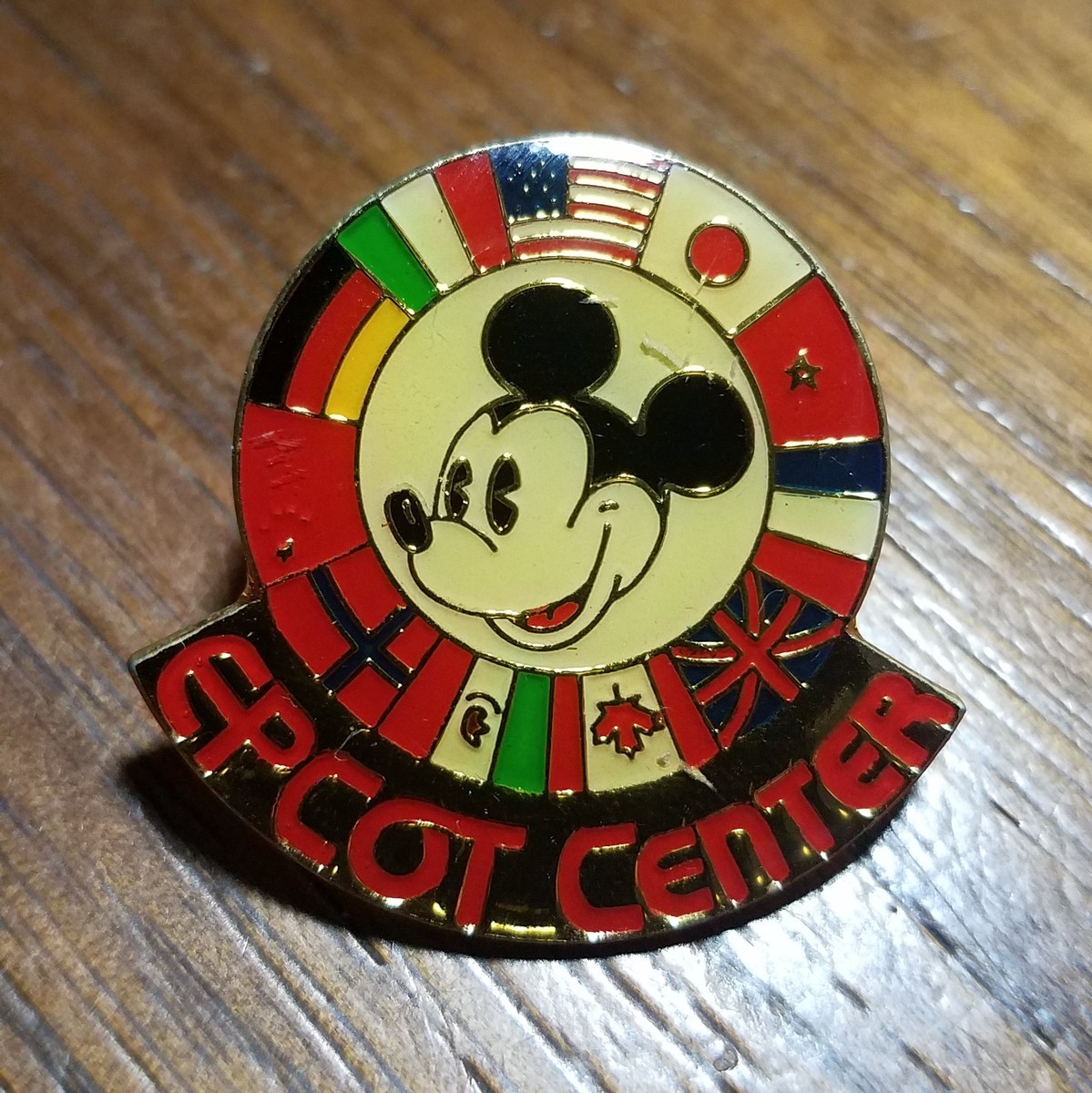 27493 - Mickey & Country Flags - EPCOT - Walt Disney World Disney Pin