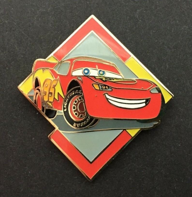 26812 - Lightning McQueen - Mickey's Mystery Pin Machine Pixar ...