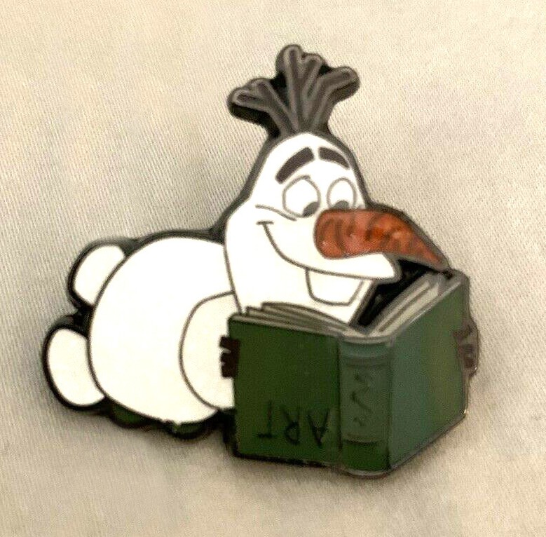 30668 - Olaf Reading - Loungefly - Frozen II Mystery Blind Box ...