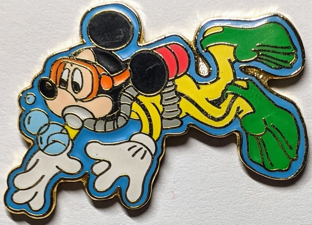 35906 - Mickey Mouse Scuba Diver - Mickey Mouse - Disneyland Resort ...