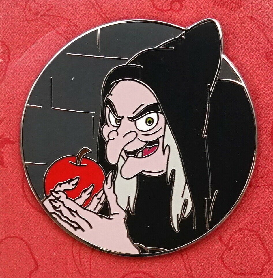 36321 - Evil Queen disguised as an Old Hag - Disney Disguises Mystery Set 2