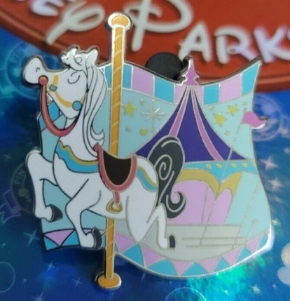 38941 - King Arthur Carrousel - Fantasyland Fancastical Cast Exclusive ...