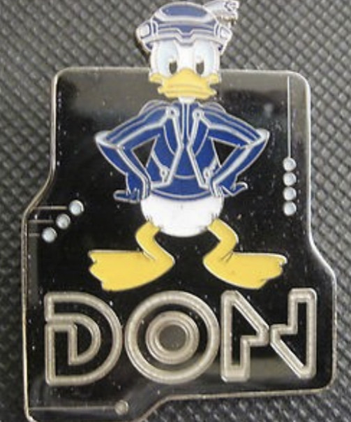 38658 - Donald Duck DON Tron - Tron - Disney Fan Club Disney Pin
