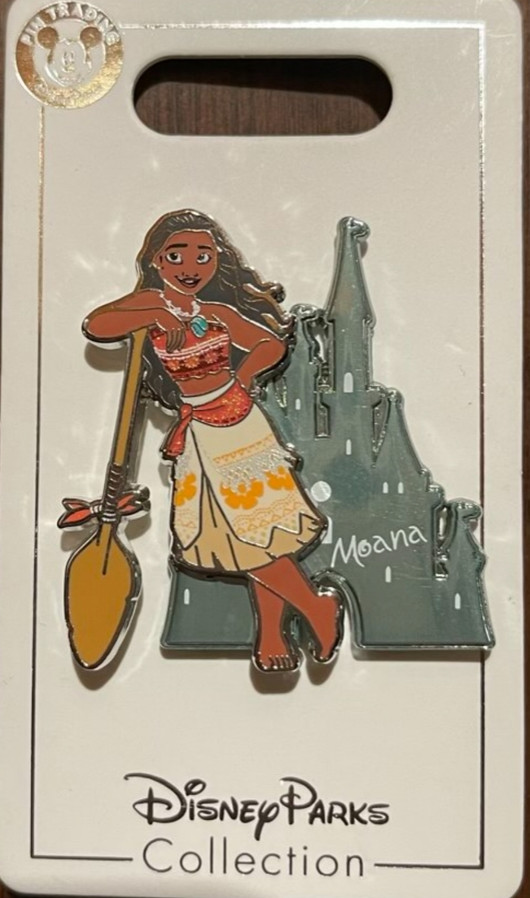 39559 - Princess Moana with Castle - Princess Signature with Castle