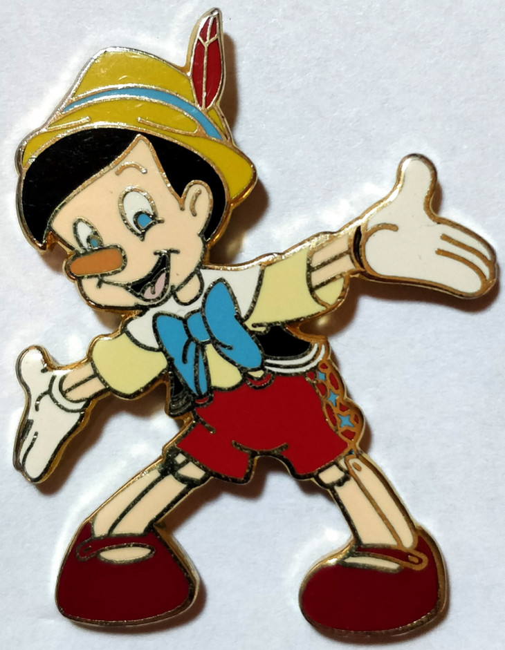 40325 - Pinocchio with Arms Spread Out - Pinocchio
