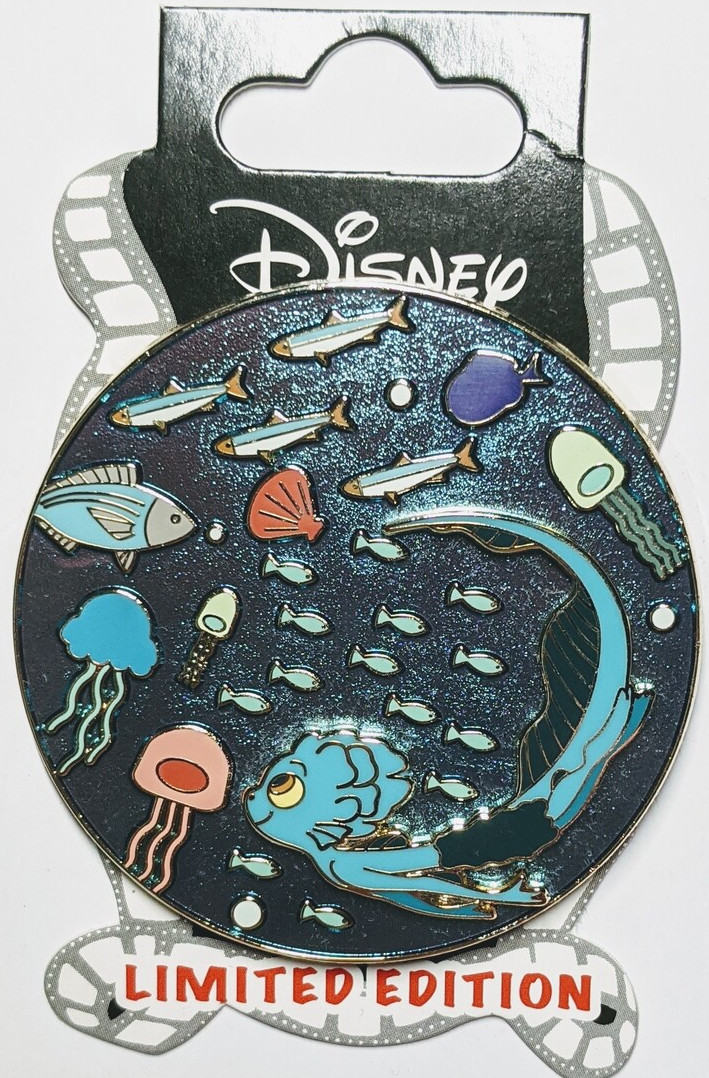 43110 - Luca Sea Monster - Luca - Disney Studio Store Hollywood / Soda ...