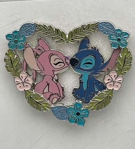 55414 - Neon Tuesday - Stitch & Angel - Alien Kisses (Silver ...