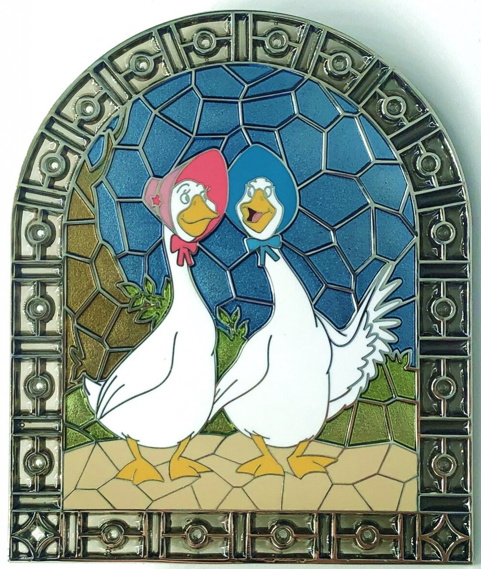 55520 - Abigail and Amelia Gabble - D23 Expo 2022 - Birds - Walt Disney ...