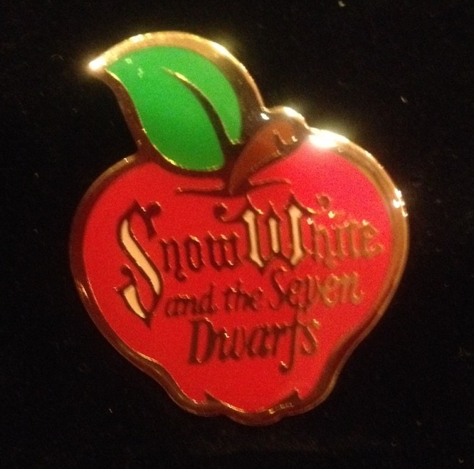 26511 - Apple - Snow White and the Seven Dwarfs