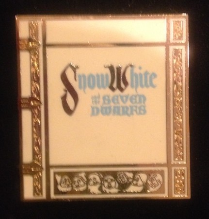 3178 - Snow White and the Seven Dwarfs Hinges Storybook #1 - Disneyland ...